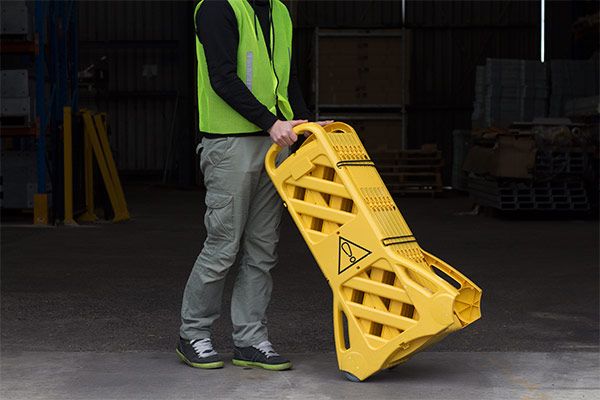 Mobile Expanding Safety Barrier